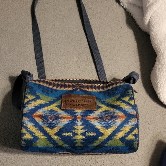 Pendleton | Bags | Pendleton Blue And Green Crossbody Bag With Geometric Pattern | Poshmark